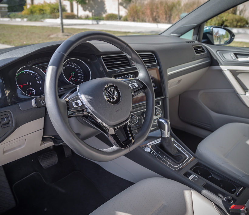 Je viens d’essayer pour la première fois une e-Golf | Roulez Électrique ...