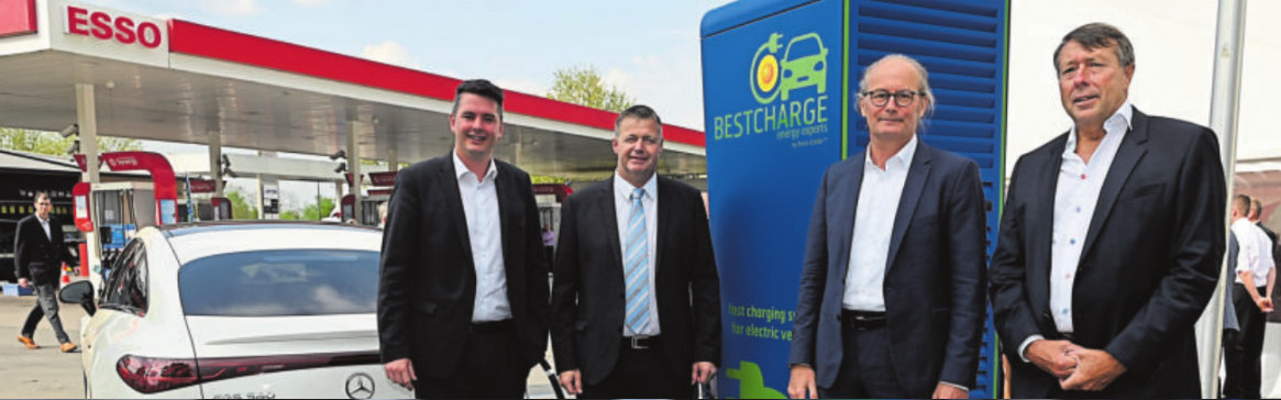 Devrait-on obliger chaque station d'essence à posséder au moins deux ...